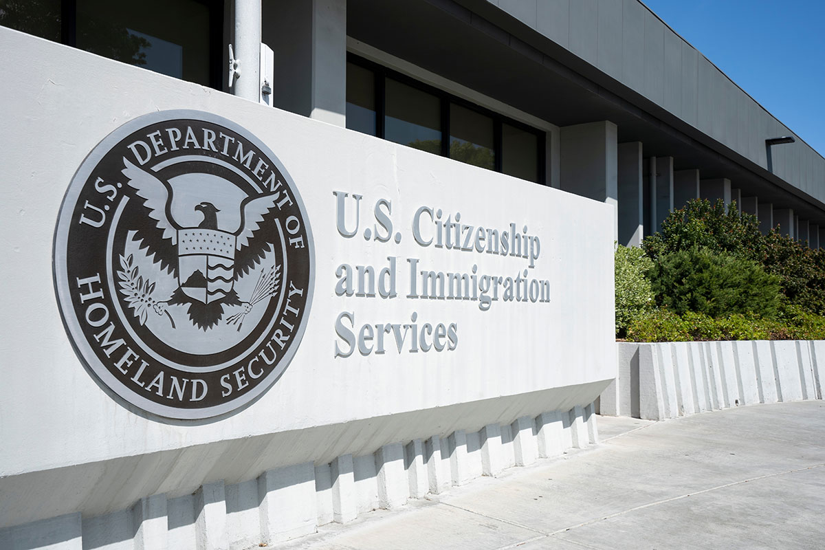 Think Immigration: Customer Service Chronicles: Tracking USCIS’s ...